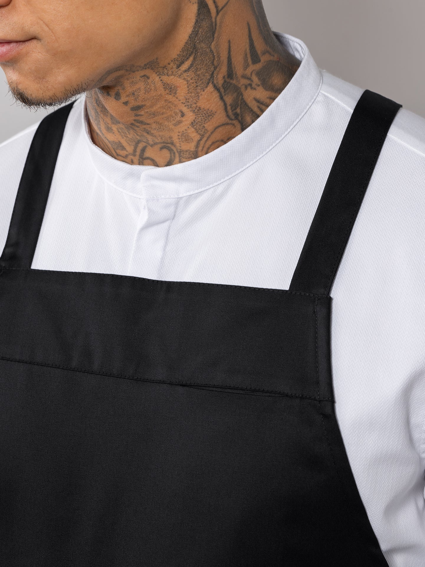 Black waiter aprons | High quality | Le Nouveau Chef Americas